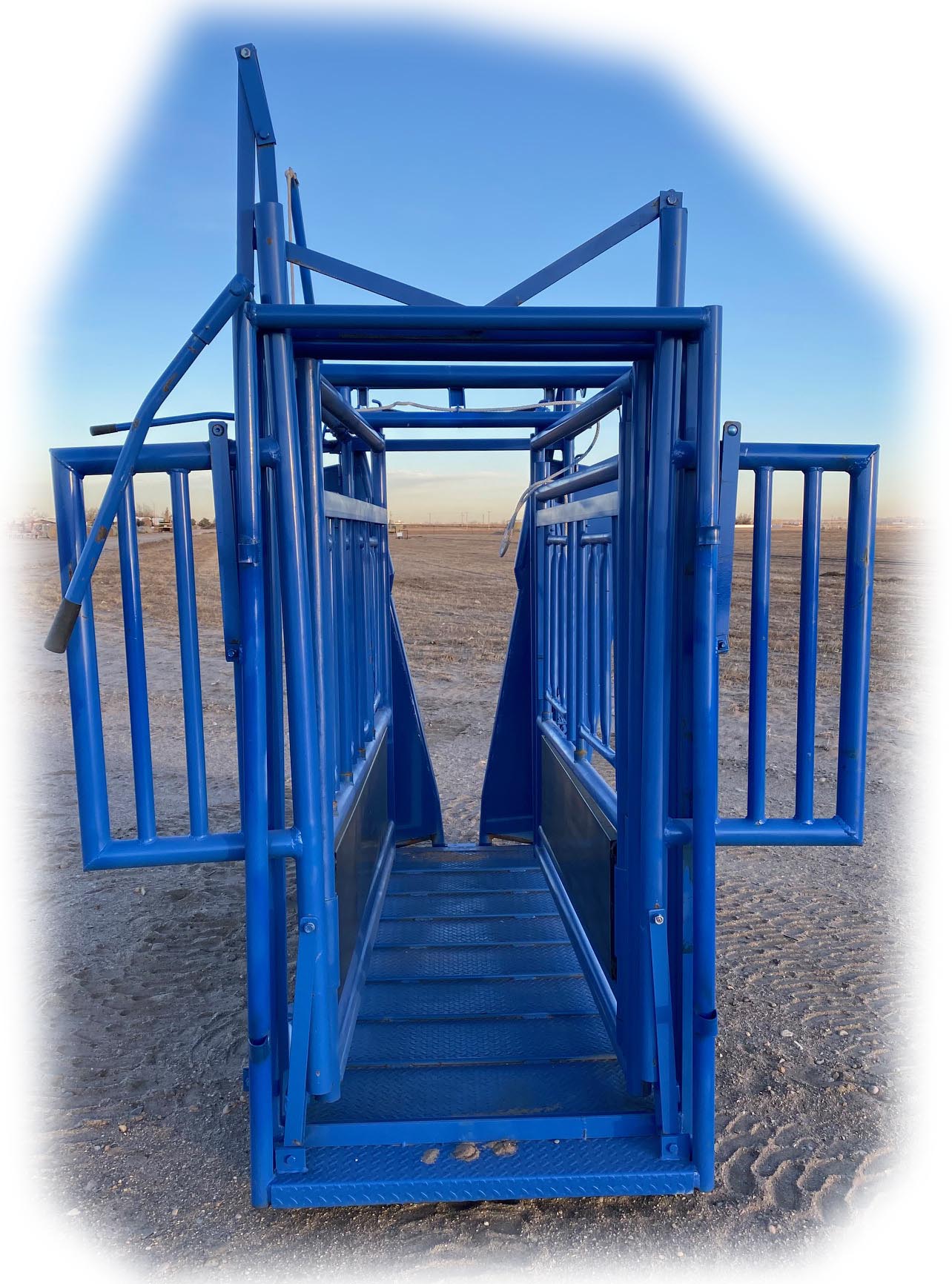 Flying A Manual & Hydrualic Squeeze Chutes